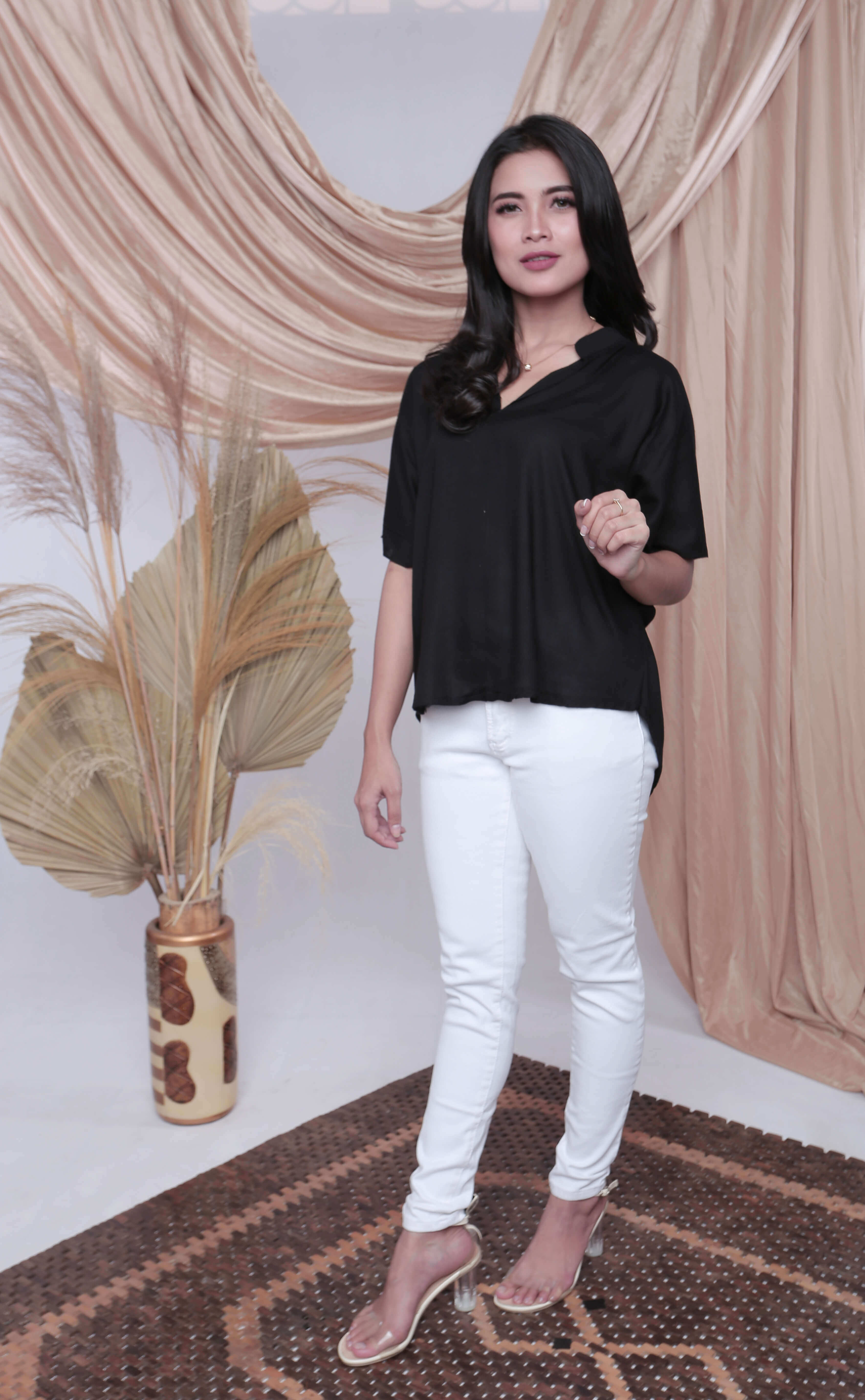 Atasan Wanita / Pakaian Wanita /Baju Wanita RN 003 - Hitam,One Size - Rumah Muslim Bandung